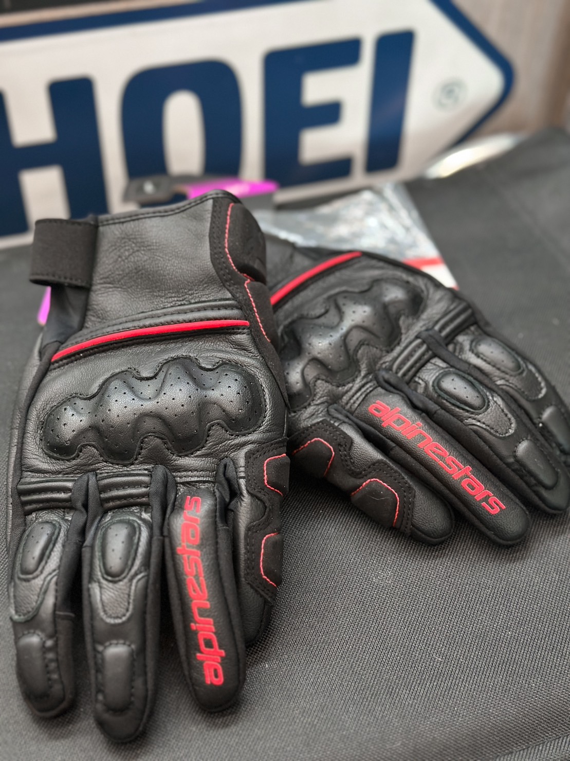 ALPINESTARS A星 STELLA PHENOM LEATHER 女版 防摔手套 - ZAN WIN 騎士精品休閒館-安全帽、手套、防摔衣、防摔褲、防摔鞋